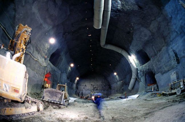 LHC: O Gigante Mostra a Sua Cara – SPACE TODAY – NASA, Space X ...