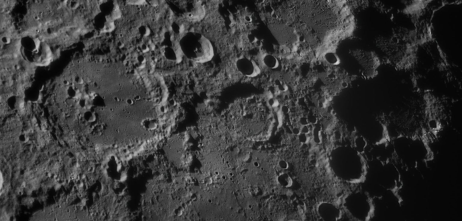 A Cratera Deslandres na Lua – SPACE TODAY – NASA, Space X, Exploração ...